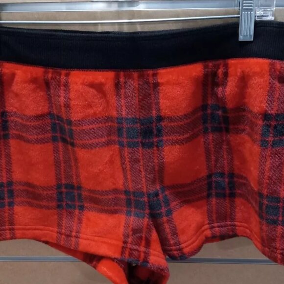 PINK Victoria's Secret | Shorts | Victorias Secret Pink Buffalo Check ...
